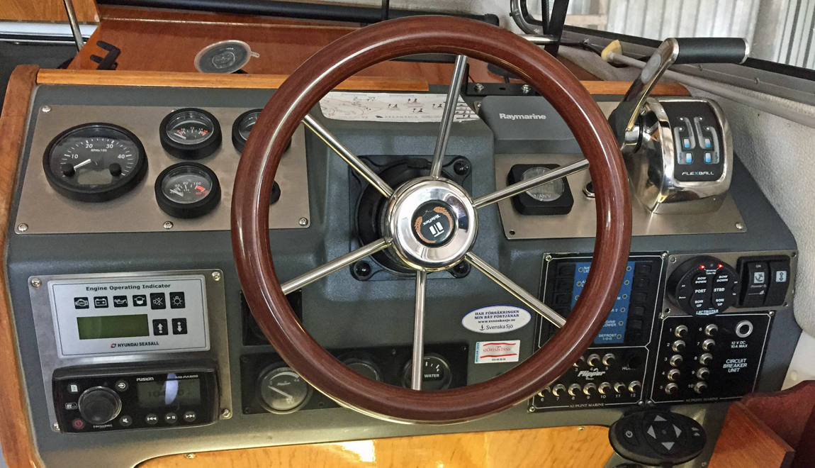 Flipper 760 - Byt båtmotor