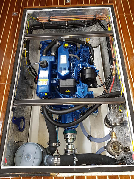 Winga 25 - Byt båtmotor